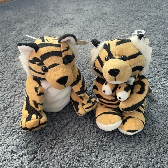 Toys | Nwt Tiger Family Bean Bag Friends | Poshmark